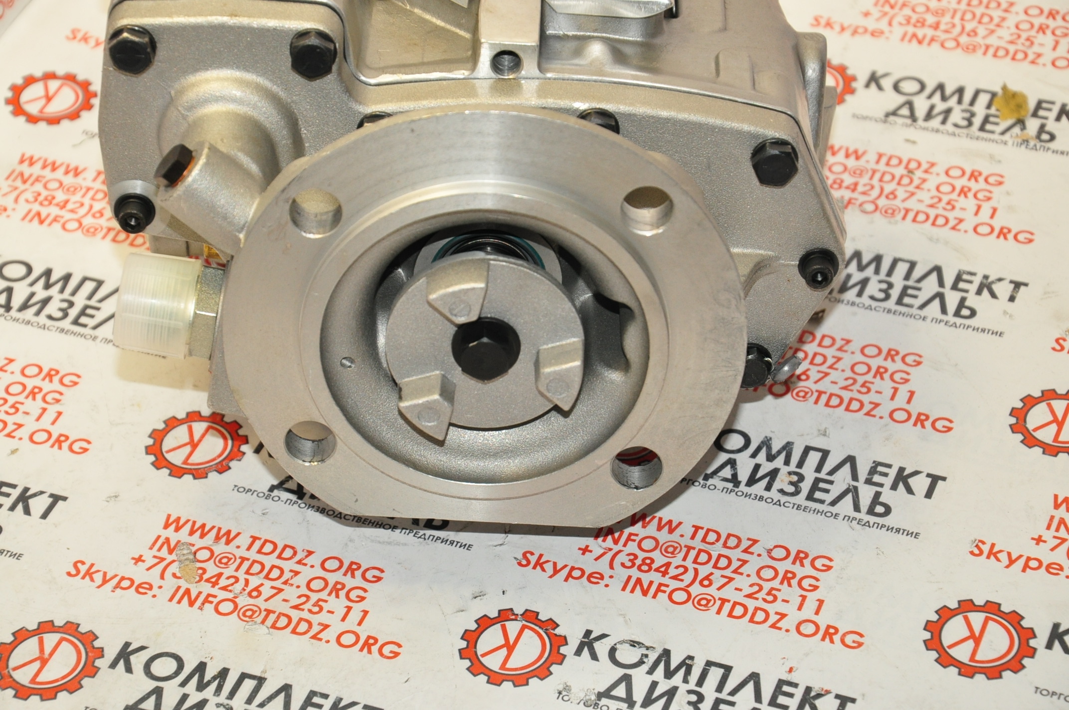 Топливный насос (Калибровка E665 - Мотор Cummins KTA19 C600) Cummins ...